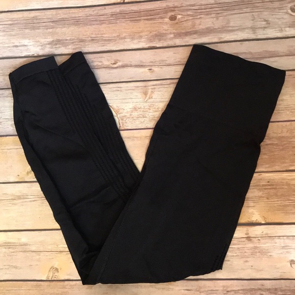Athleta | Pants & Jumpsuits | Athleta Black Seamless Perforated Cut Out ...